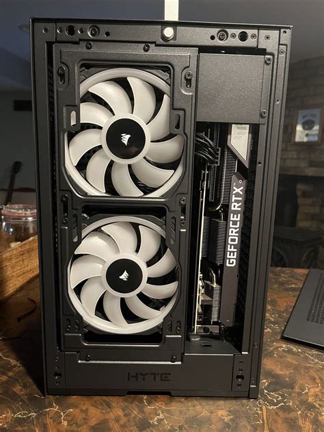 Hyte Revolt 3 Buildsgg