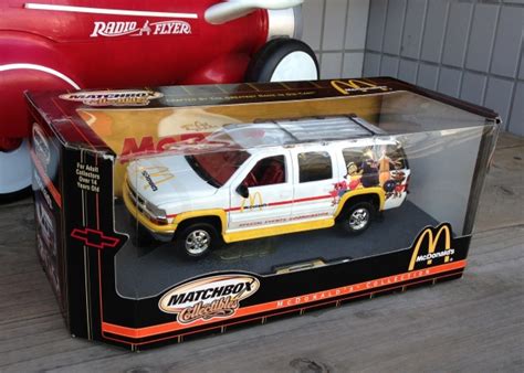 Mcdonalds（マクドナルド）マッチボックス・コレクタブルズ「2000 Chevy Suburban」 デッドストック アメリカ雑貨