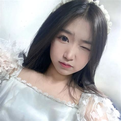 💐𝐒𝐮𝐠𝐚𝐫𝐆𝐢𝐚💎🍭 子璇 Avarice0320 💗⁡ 20060320♓️⁡⁡ ⁡⁡ 這是我們二年級的團員！⁡⁡ 綽號是璇璇子