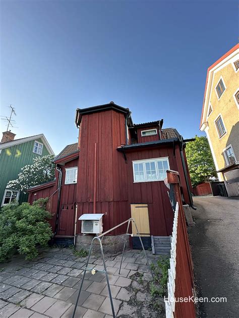 8 Amazing Scandinavia Inspired Tiny Homes Pictures