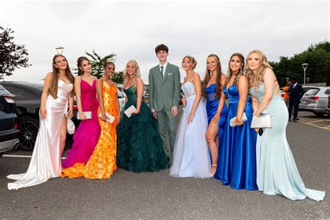16 Fabulous Photos Of Burnley High School Students Prom Night At Crow