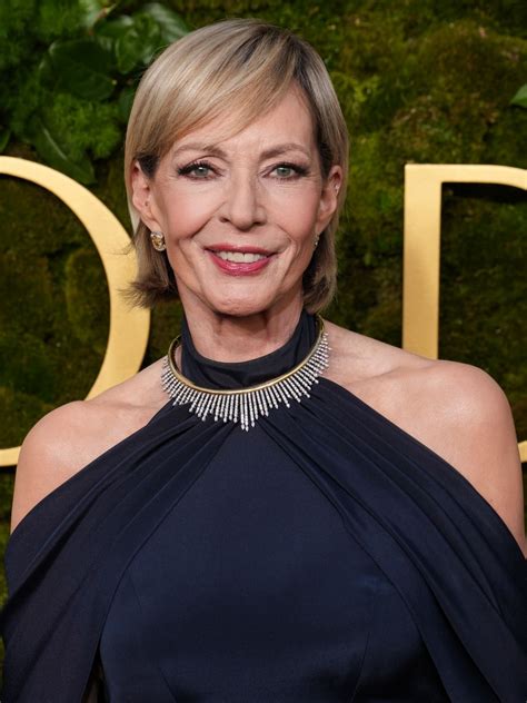 Allison Janney At 82nd Annual Golden Globes Awards In Beverly Hills 01