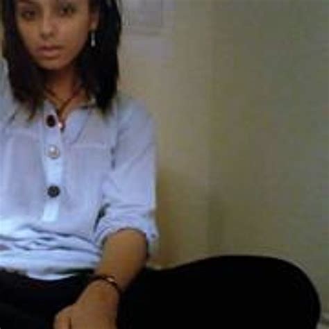 Stream Saadia Chaudhry 1 Music Listen To Songs Albums Playlists For Free On Soundcloud