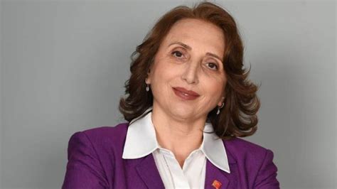 Azize Çeroğlu Kimdir Elips Haber