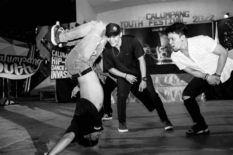 Cyf 12 Advent Messenger