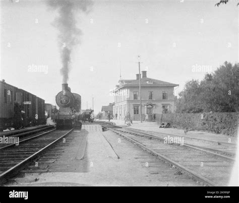 The Station Opened For Traffic 7 Dec 1875 In 1939 The Station House Was Rebuilt And Thus