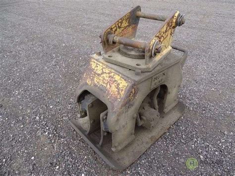 Npk C4c Hydraulic Hed Shaker Attachment 22in Roller Auctions