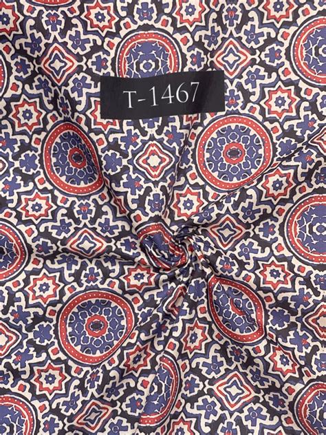 Beautiful Traditional Print On Muslin The Wardrobe Fabrics