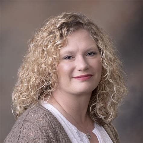 Amanda Collinss Instagram Twitter And Facebook On Idcrawl