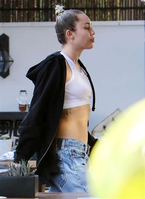 Miley Cyrus In Jeans 12 Gotceleb
