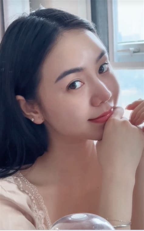 Quỳnh Kool Bật Mí Cách để Có Vẻ đẹp Như Em Bé Chỉ 1 Phút 30 Giây Hút