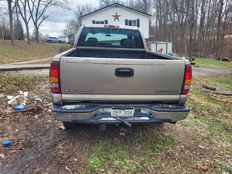 Old Trucks And Cars For Sale In Wv 2002 Chevy 2500 Hd 66 Duramax 6 Spd Stanard Shift 230000