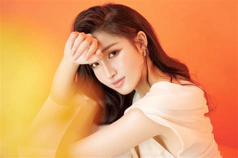 Á Hậu Phương Nhi Xinh đẹp Cuốn Hút Liệu Có Làm Nên Chuyện Tại đấu Trường Nhan Sắc Quốc Tế