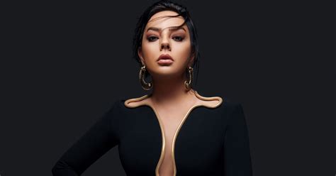 Ebru Gündeşten Yeni Albüm Aşığım Hâlâ