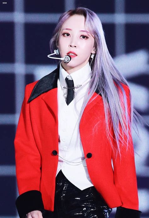 소이soe On Twitter Moonbyul Mamamoo Female