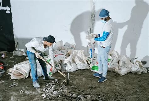 What Are Wall Hacking Works