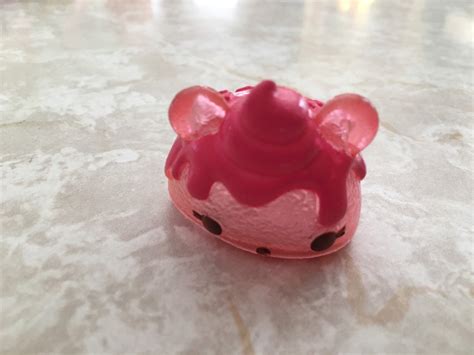 Num Noms Nom Series 2 2 068 Strawberry Cream Special Edition Cupcake