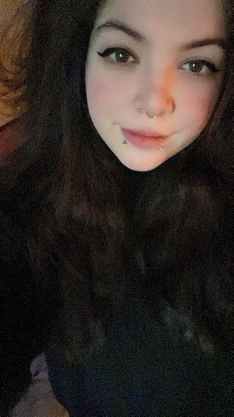 Manda 🩸comic Time🩸 On Twitter I Havent Shown My Face In 1000 Years Bc I Never Leave My House