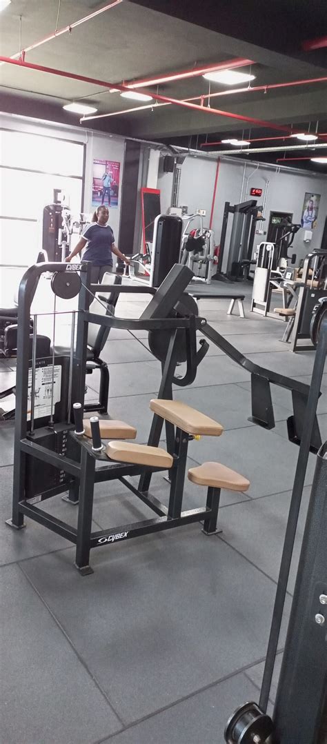 Cybex Glute Extension