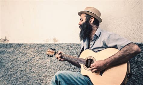 Acoustic Vs Classical Guitars Whats The Difference Guitar Space