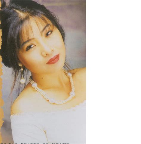 谢采妘图册360百科