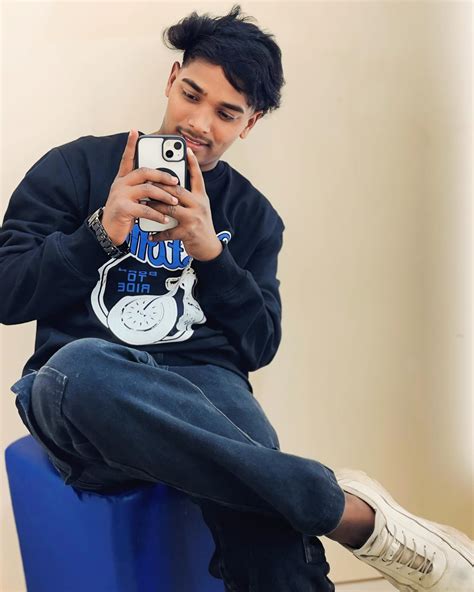 Ankit💞 Officialankit1701 • Instagram Photos And Videos