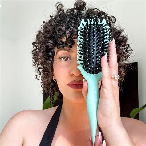 Bounce Curl Define Edgelift Brush Sari Curls