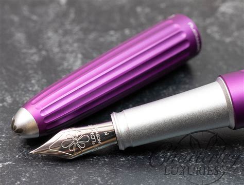 Diplomat Aero Violet Fountain Pen Chatterley