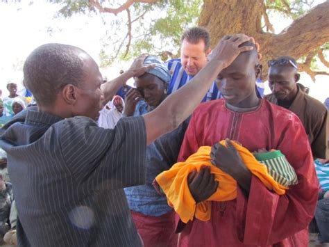 Image Daring Daughters