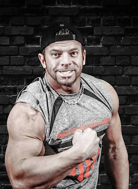 Daniel Mosier Golds Arm