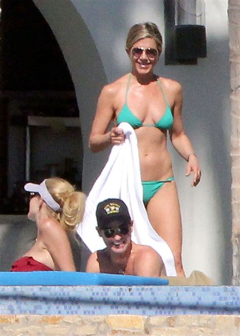 Jjennifer Aniston Says Bikinis Have No Age Limit And Shell Wear Them