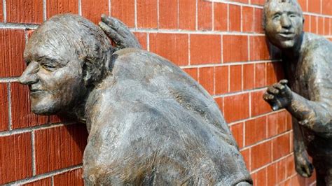 Mengenal Bata Ekspos Penelitian Pariwisata