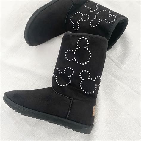 Disney Black Ugg Boots 후루츠패밀리