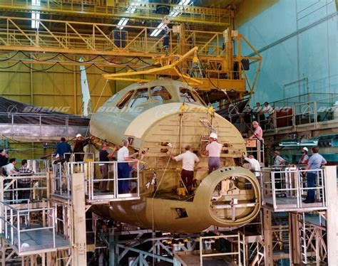 Space Shuttle Assembly Space Shuttle Nasa Space Shuttle Space Crafts