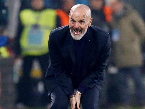 Stefano Pioli Milan Must Face Juventus Head On Sports Mole