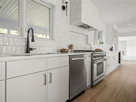 Sea Breeze Kitchen Design Portfolio Royal Oak Whiski Kitchen