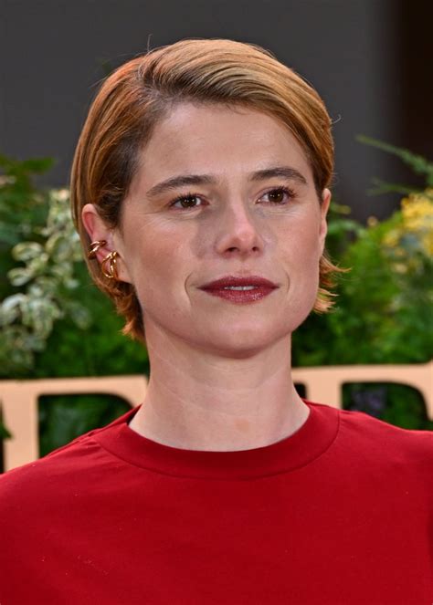 Its Intense But I Love It Irish Actress Jessie Buckley Welcomes