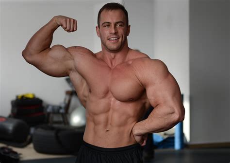 Muscle Lover Polish Muscle Hunk Krzysztof Piekarz