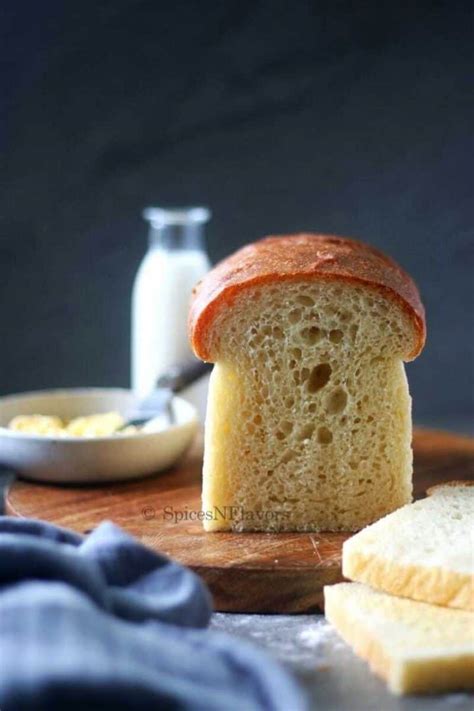 100 Semolina Bread Soojirava Bread Recipe Spices N Flavors