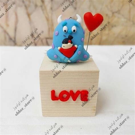 خرید و قیمت مجسمه سالیوان و بو استند عاشقانه تابلو عاشقانه تابلو ولنتاینی مکعب چوبی استند