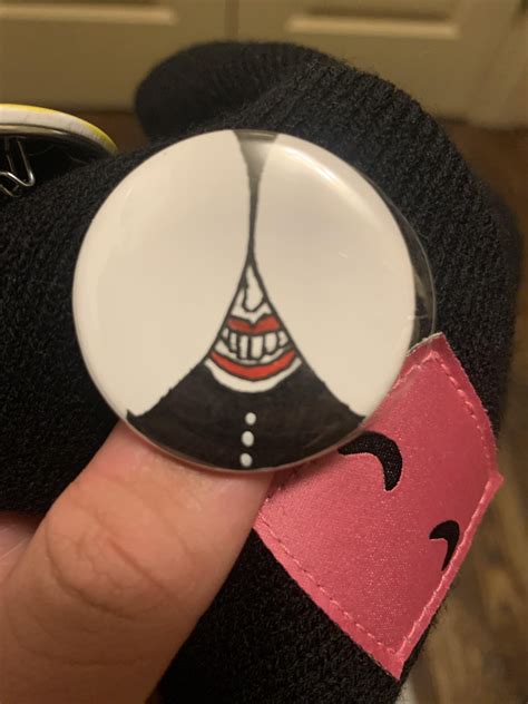 I Made A Bottomless Pit Pin And Thought I Would Share It R Deathgrips