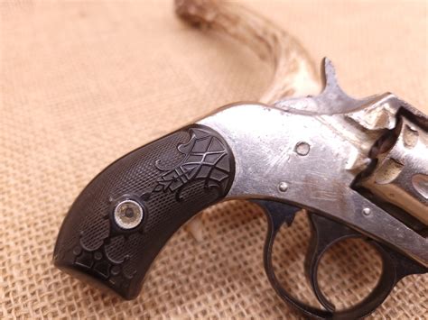 Handr Young American Double Action 22 Rimfire Revolver Old Arms Of