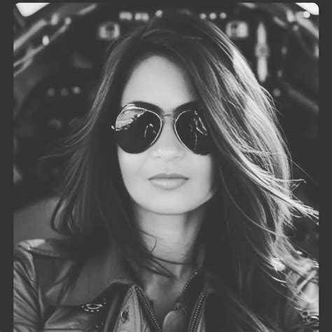 Suzy Lopes Suzy Tutk • Threads Say More