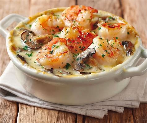 Cassolettes De Gambas And Saint Jacques à La Sauce Crémeuse Un Délice