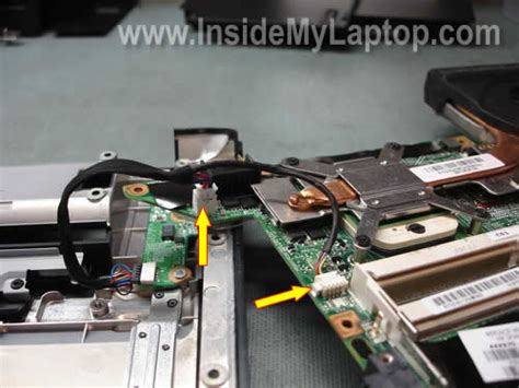 How To Disassemble Compaq Presario F700 Inside My Laptop