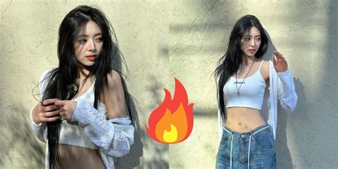 Itzys Yuna Rocks A Crop Top With Jeans Showing Off Her Perfect Figure