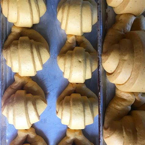 Cuernitos Listos Para Hornear Y Entregar Directo A Tu Domicilio Servicioadomicilio Veracruz