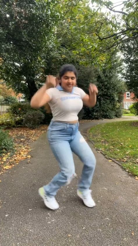 Gayatri Gopi Rmalluchicks