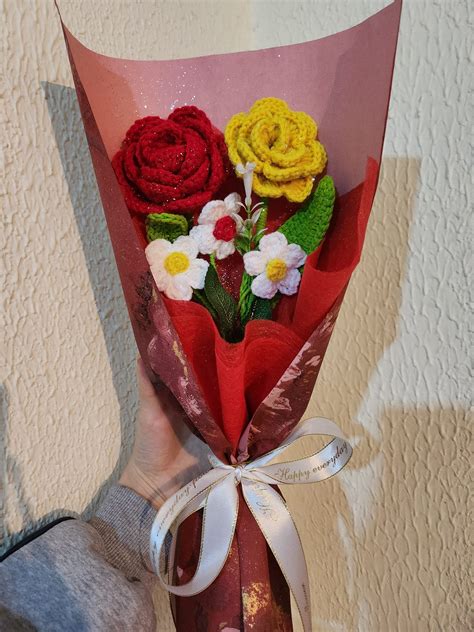 Амигүрүми Монгол Нэхмэл тоглоом Цаас нь хүртэл алтлаг саатай байгаа юм чинь☺️🥰