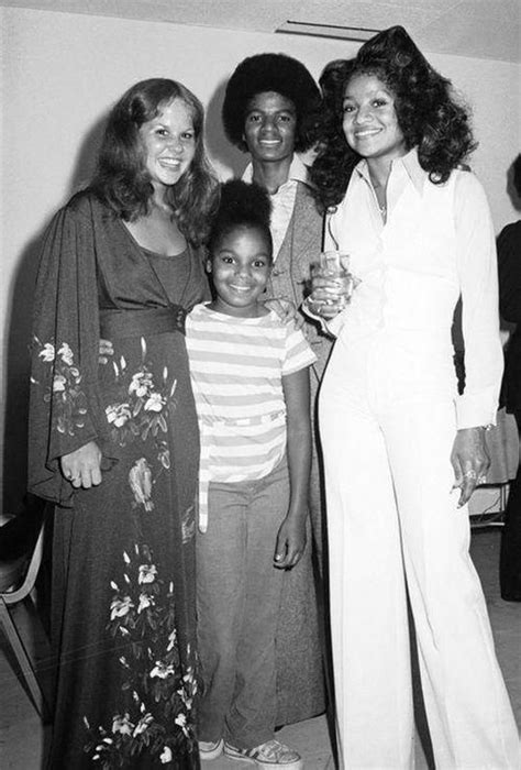 The Exorcist Actress Linda Blair With Janet Michael And La Toya